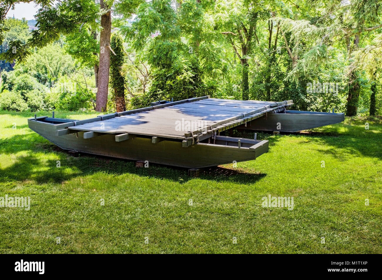 Pont de patoon Banque de photographies et d’images à haute résolution ...