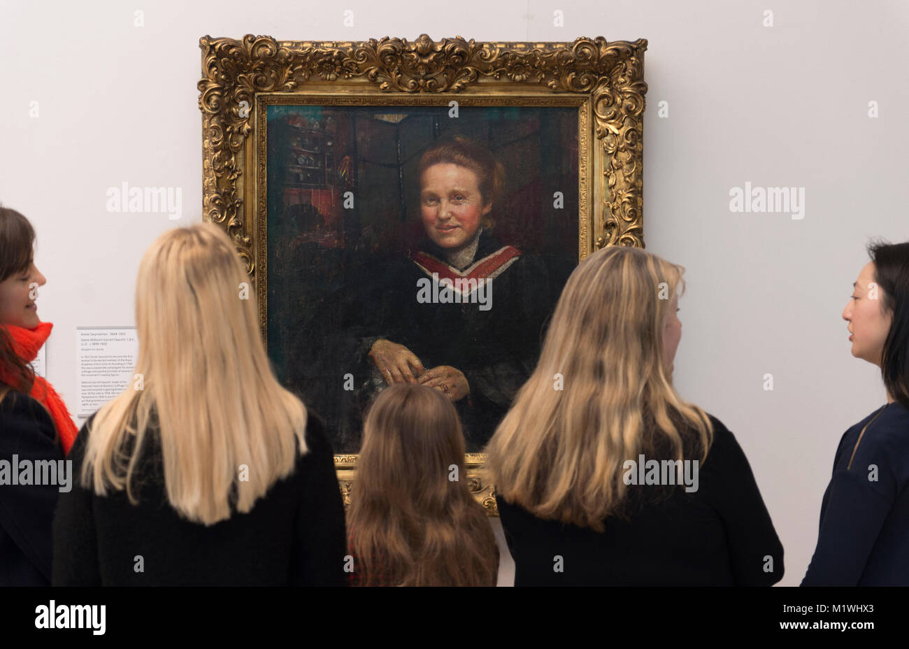 Londres, Royaume-Uni. 2e Février, 2018. Annie Swynnerton's portrait de ...