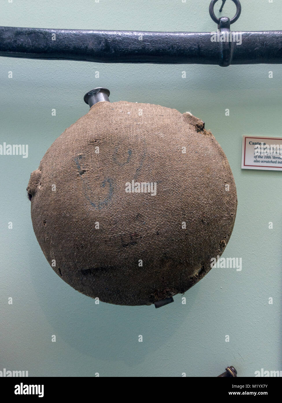 Water canteen Banque de photographies et d’images à haute résolution ...