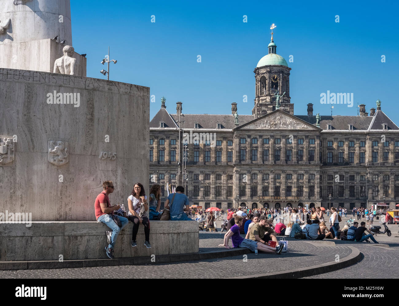 Royal palace amsterdam Banque de photographies et d’images à haute ...
