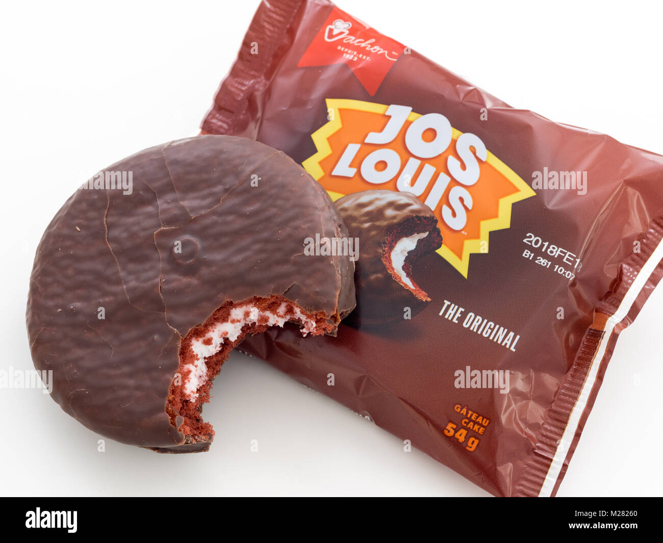 Un Jos Louis (Jos. Louis), confection d'un gâteau composé de deux ...