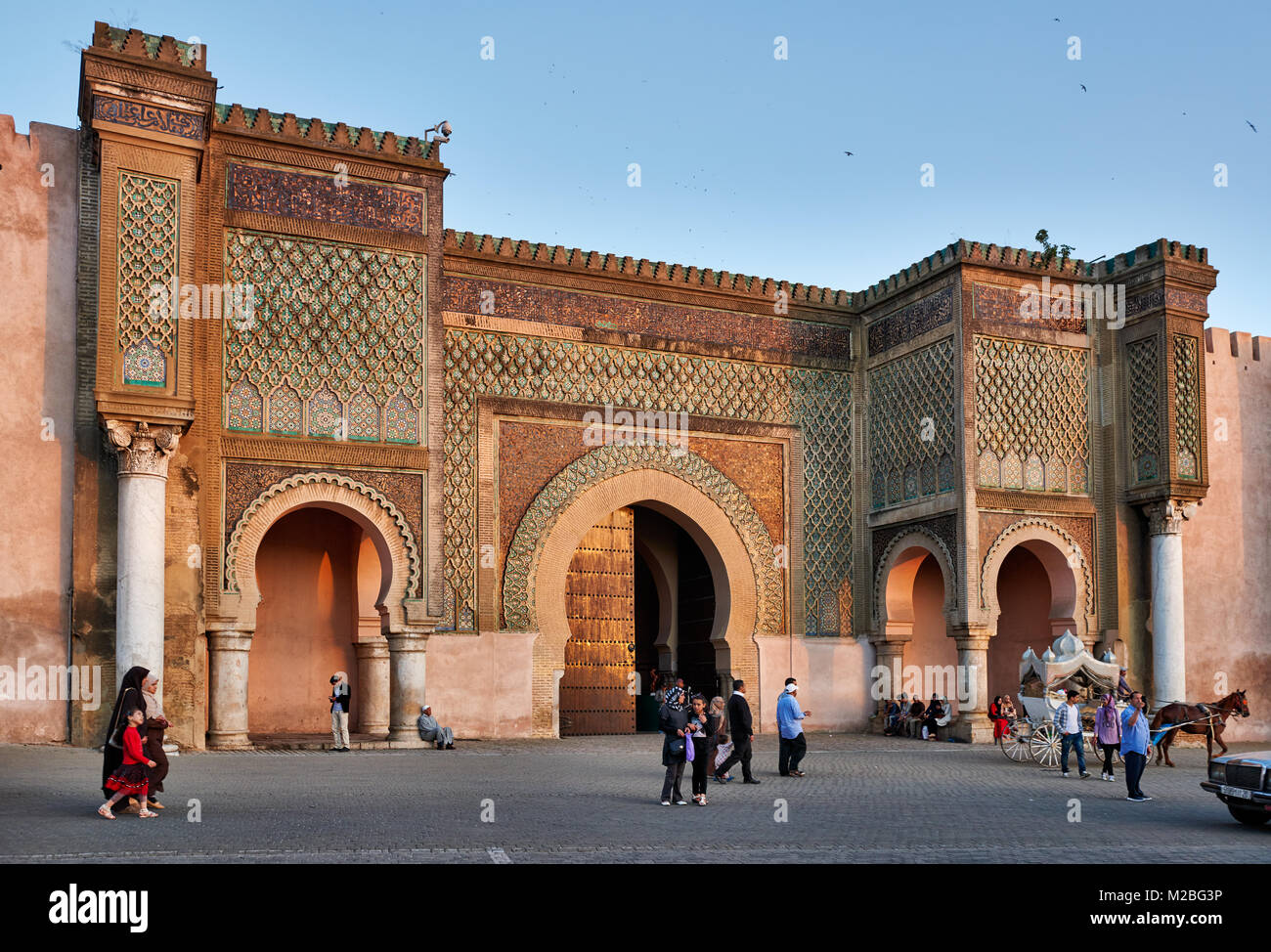 Bab Mansour porte de ville, Meknès, Maroc, Afrique Photo Stock - Alamy