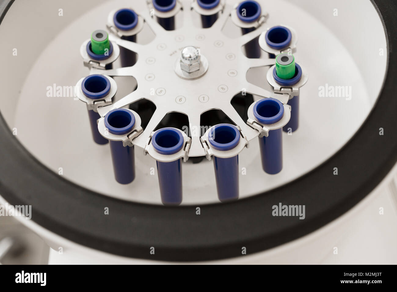Centrifugeuse pour prise de sang en laboratoire médical. Platelet-Rich ...