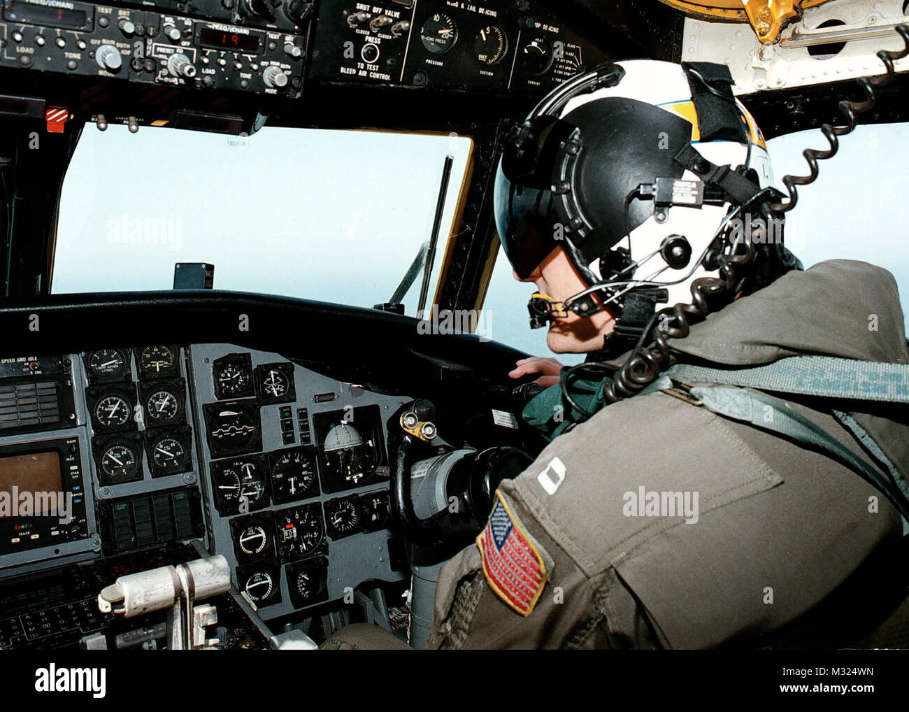 Cockpit hawkeye e2c Banque de photographies et d’images à haute ...