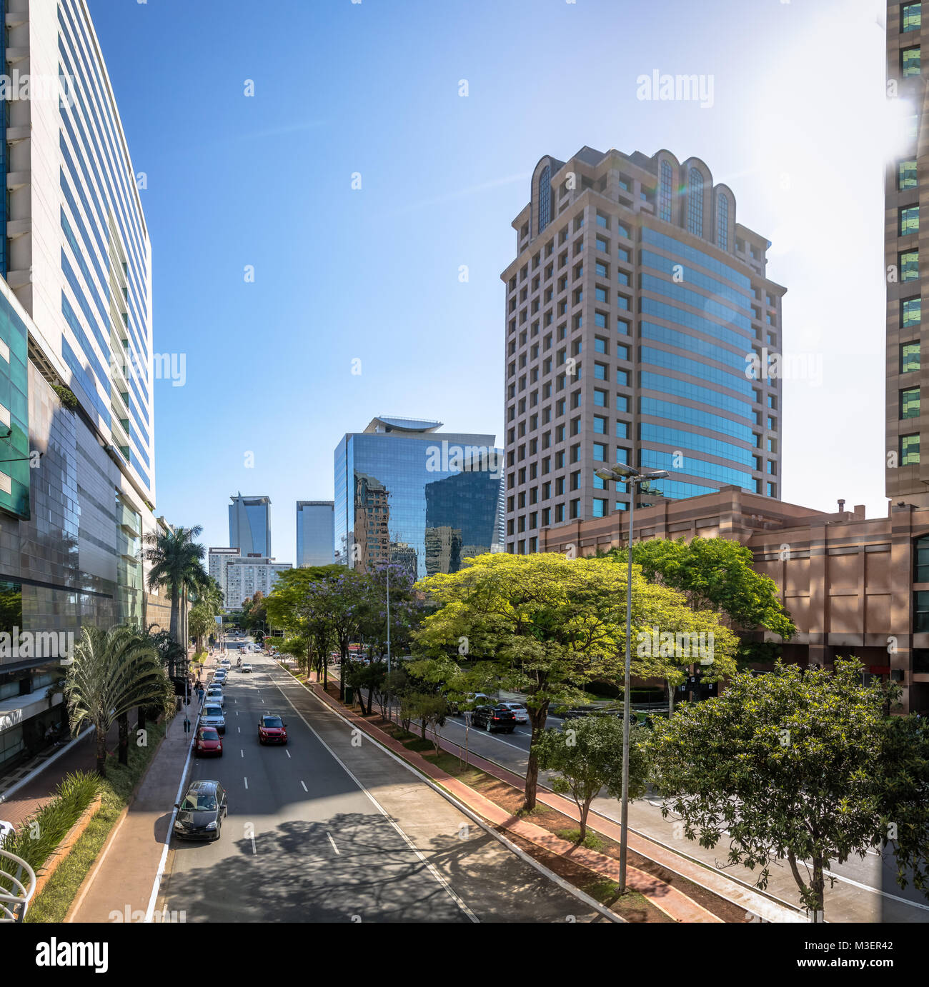 Bâtiments du quartier Morumbi à Sao Paulo financial district - Sao ...