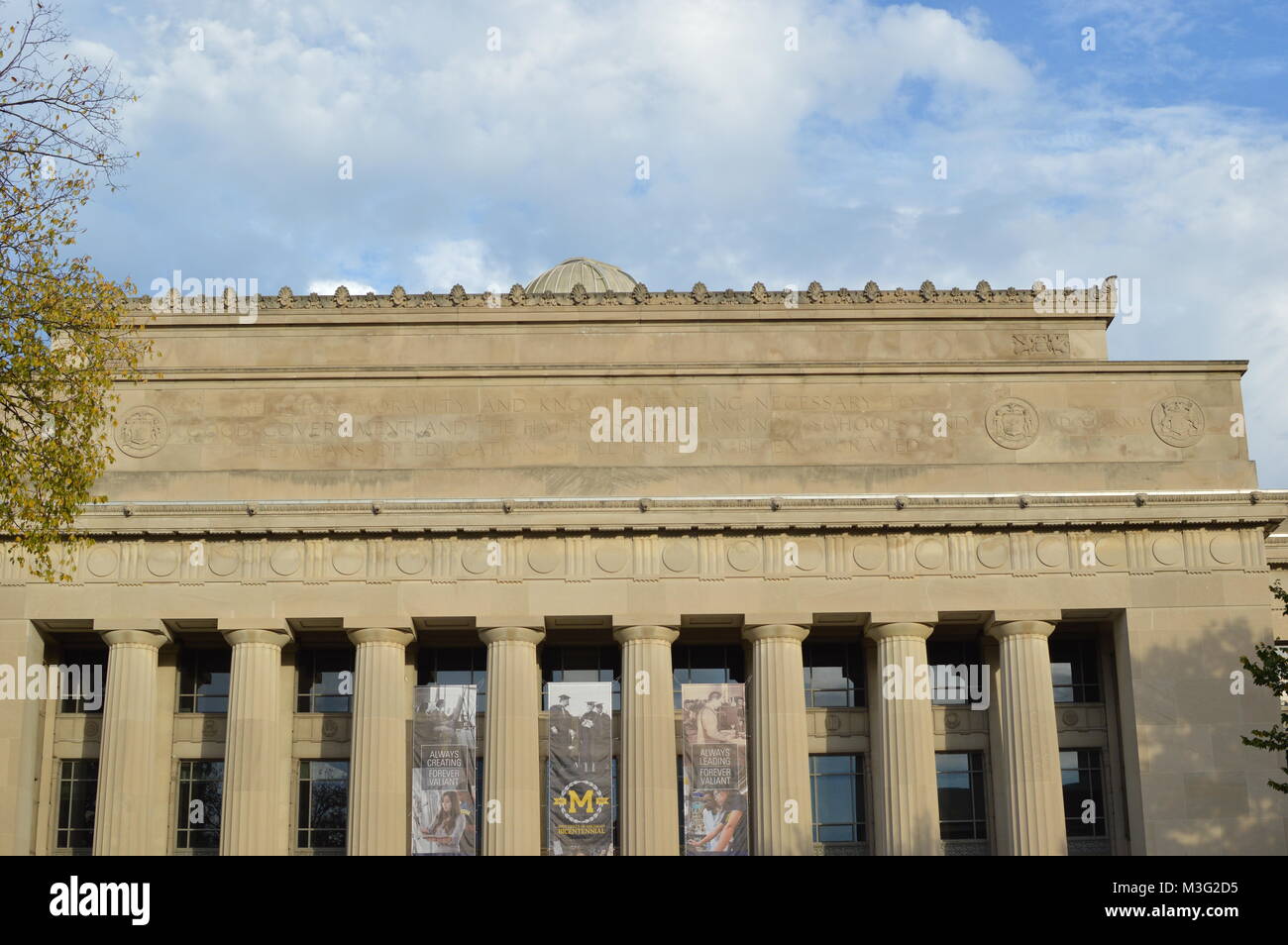 Angell hall Banque de photographies et d’images à haute résolution - Alamy