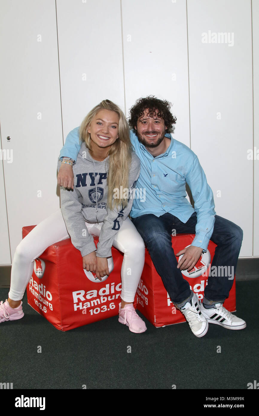 Astrid s singer Banque de photographies et d’images à haute résolution ...