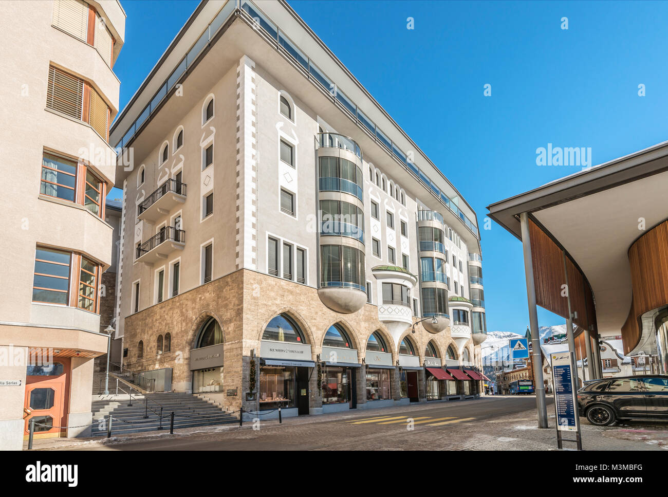 Architecture au centre ville de St.Moritz, Grisons, Suisse Photo Stock ...