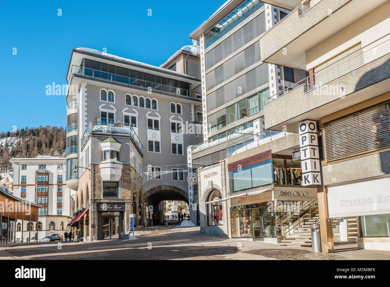 Architecture au centre ville de St.Moritz, Grisons, Suisse Photo Stock ...
