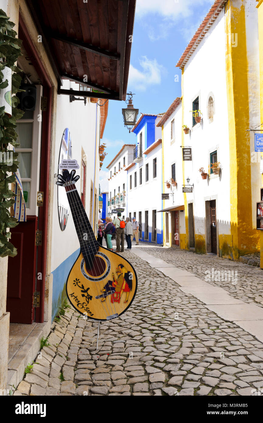 Fado music instrument Banque de photographies et d’images à haute ...