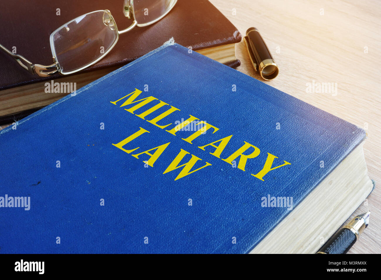 Juridique militaire Banque de photographies et d’images à haute ...