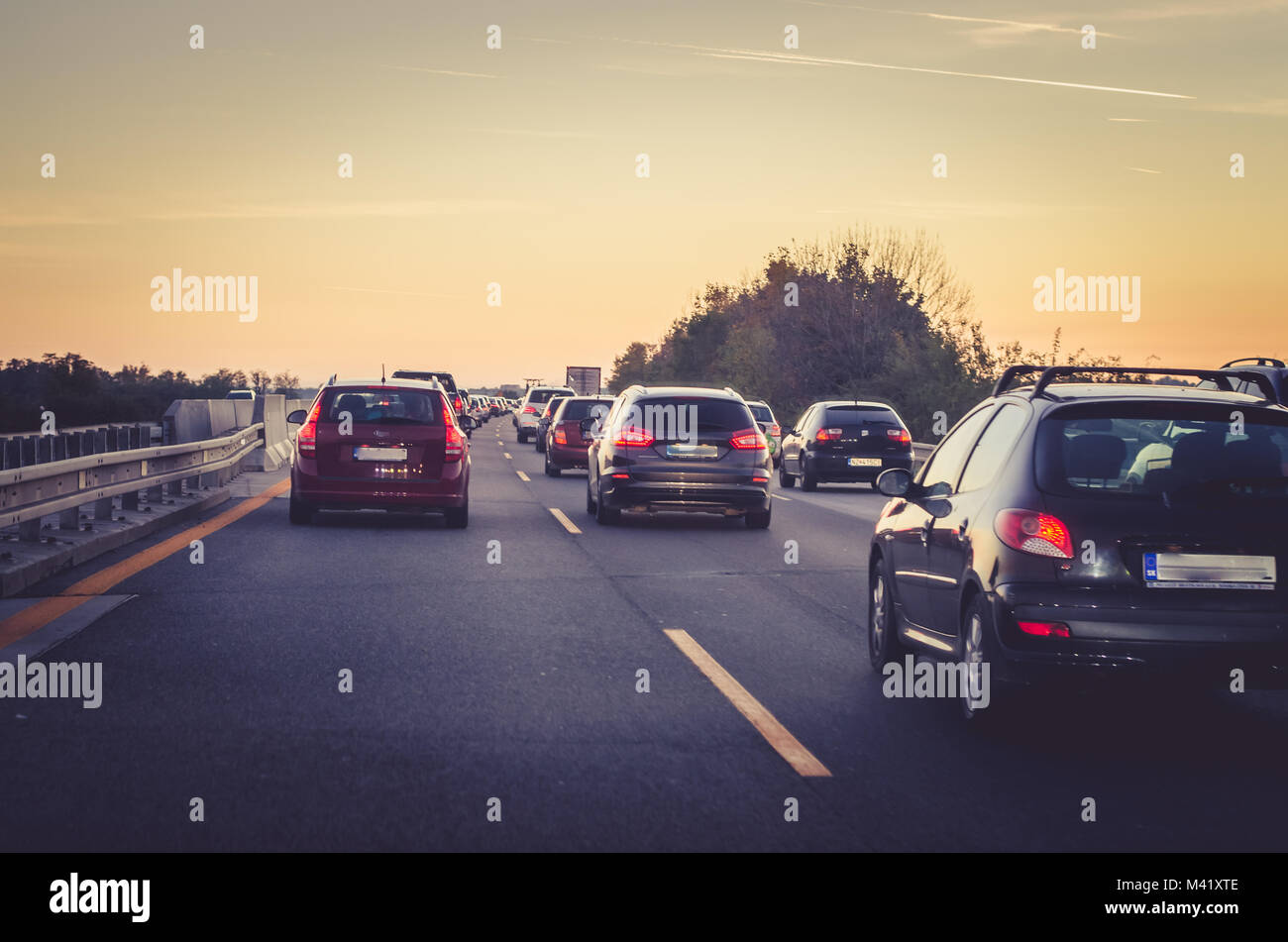 Embouteillage routier Banque de photographies et d’images à haute ...