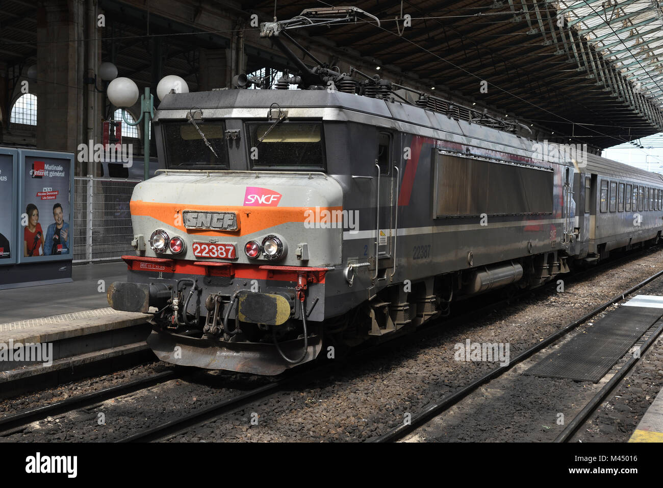 Class BB 22200 locomotive électrique;;gare du nord;paris Photo Stock - Alamy