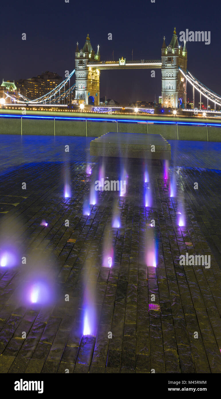 Pont levis moderne Banque de photographies et d’images à haute ...