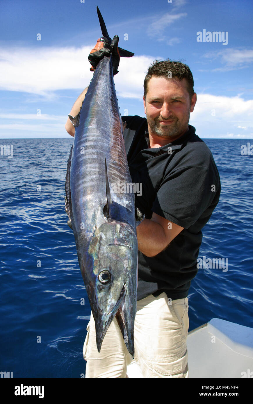 La pêche en haute mer, pêche au gros. prise de poissons. Lucky ...