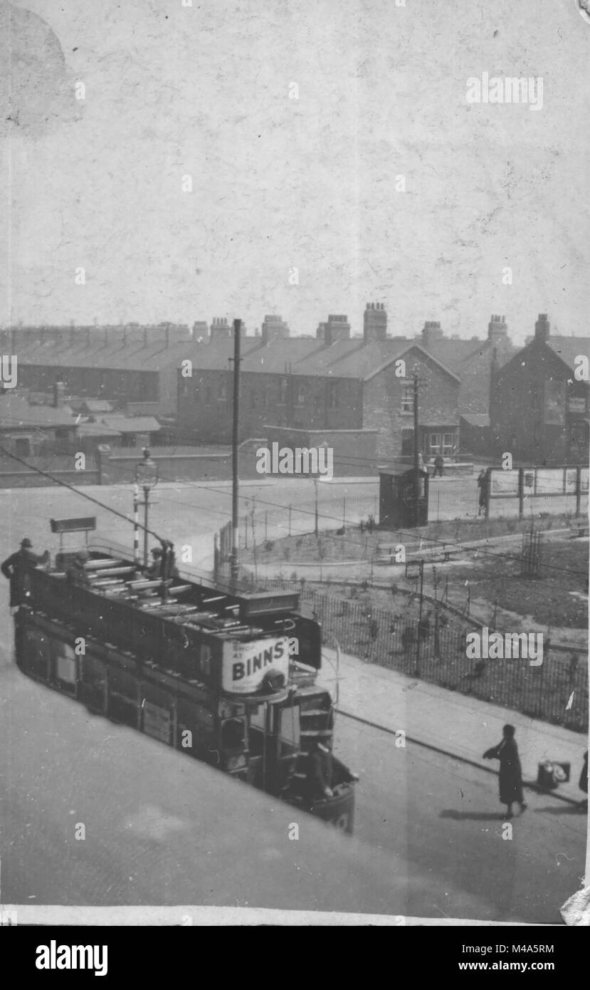 Tram 1920s tram Banque de photographies et d’images à haute résolution ...