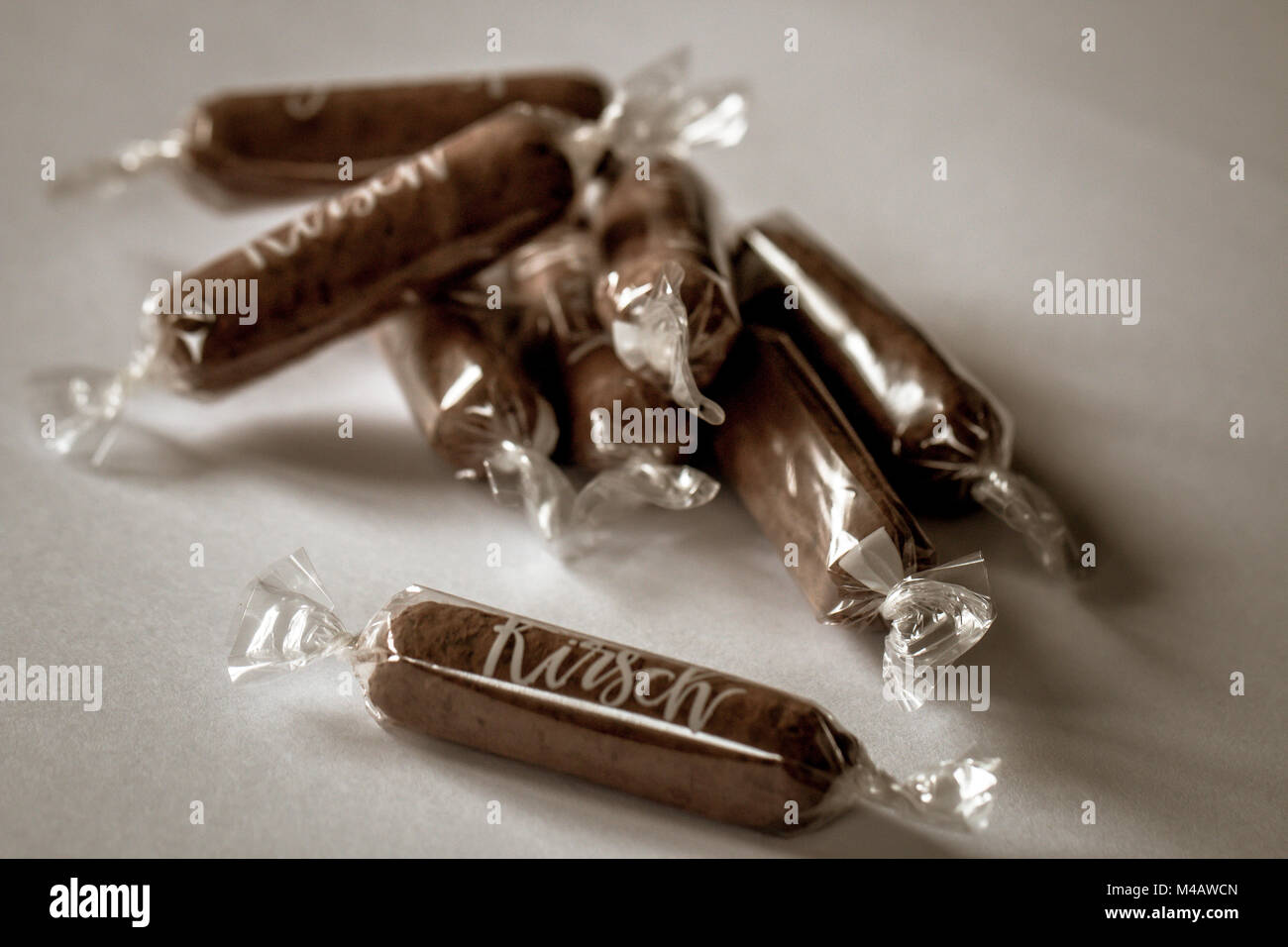 Bâtonnets de chocolat à la Liqueur de Kirsch Photo Stock - Alamy