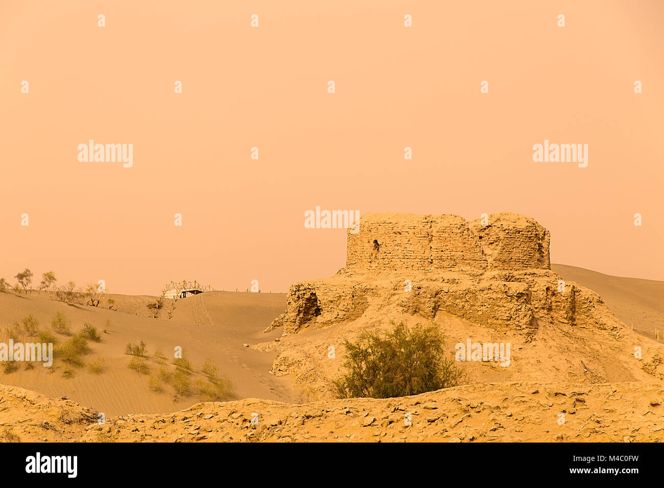 Taklamakan desert ruins Banque de photographies et d’images à haute ...
