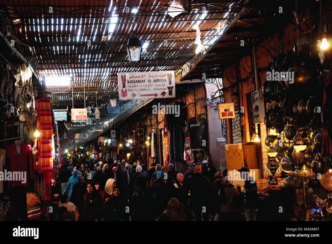 The old streets of marrakech Banque de photographies et d’images à ...