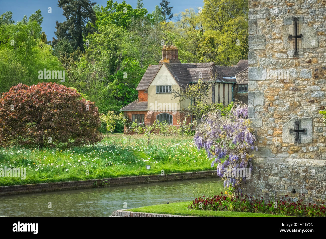 Hever castle village Banque de photographies et d’images à haute ...