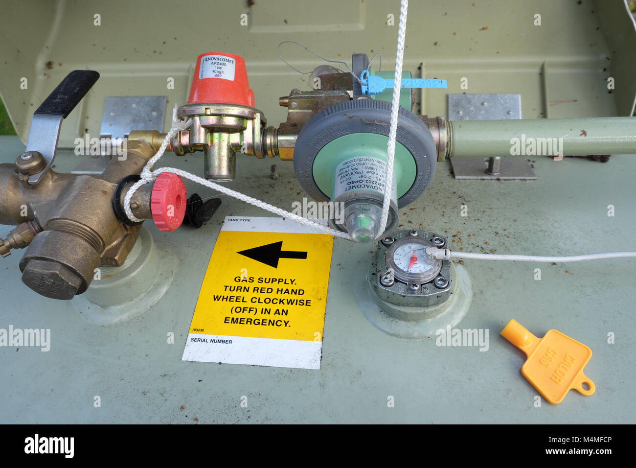 Lpg gas tank Banque de photographies et d’images à haute résolution - Alamy