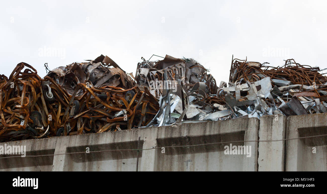 Site de stockage des déchets métalliques pour le recyclage industriel ...