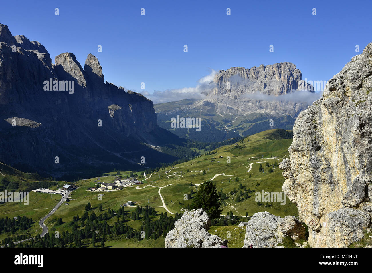 Dolomite pass Banque de photographies et d’images à haute résolution ...