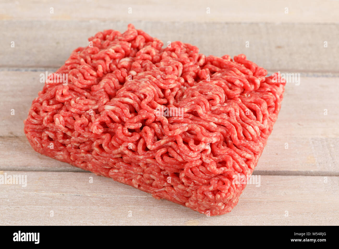 Boeuf haché cru Banque de photographies et d’images à haute résolution ...