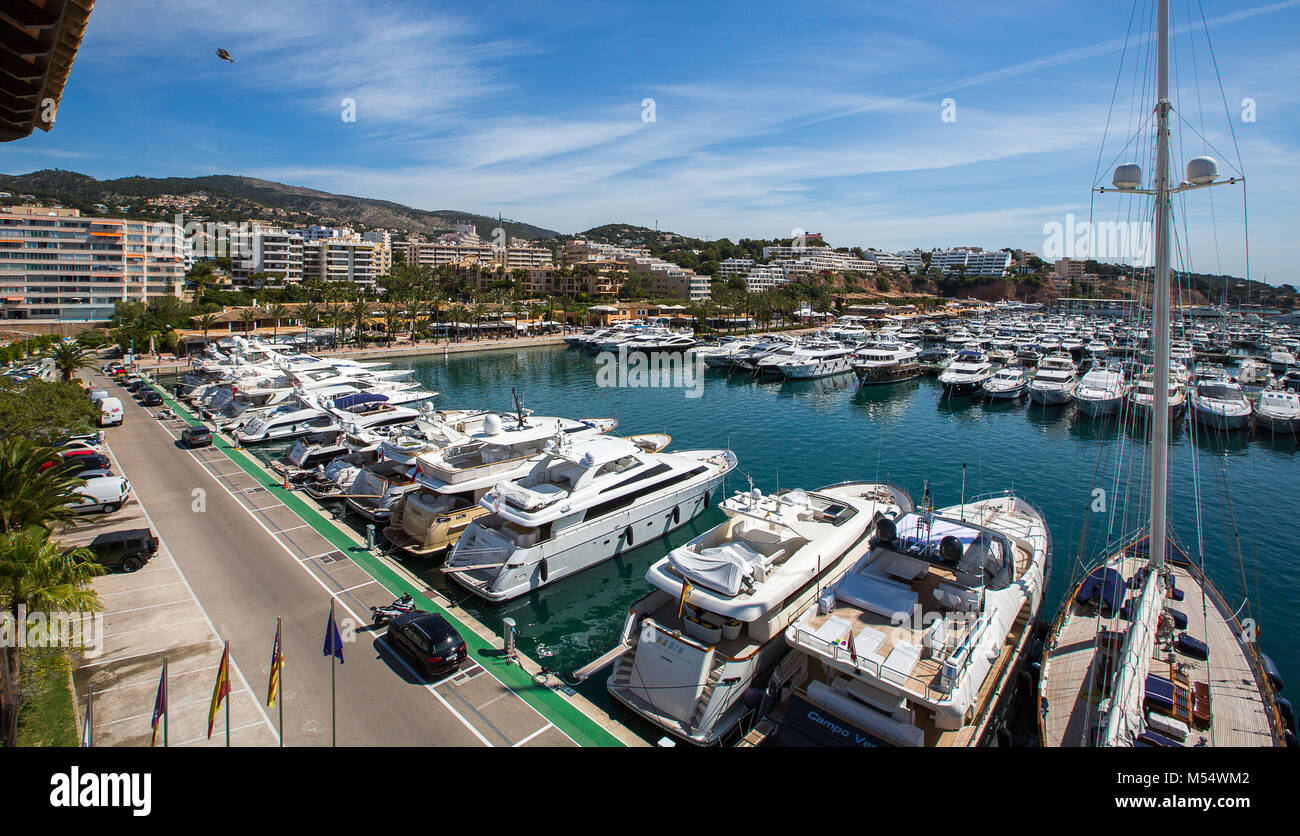 Portails Du Port De Puerto Banque d'image et photos - Alamy