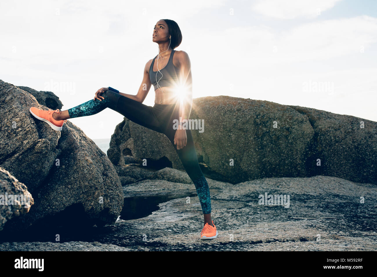 Fit femme africaine Banque de photographies et d’images à haute ...