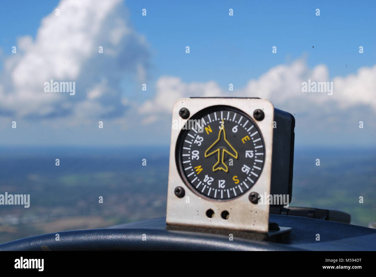 Aircraft compass Banque de photographies et d’images à haute résolution ...