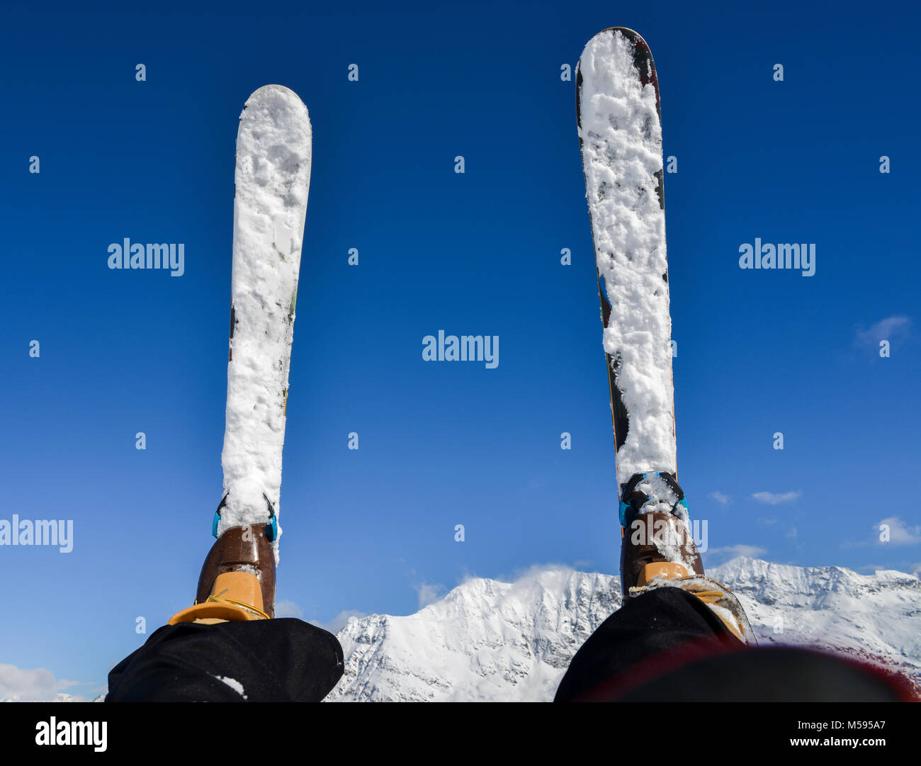 Piste de ski bleue Banque de photographies et d’images à haute ...