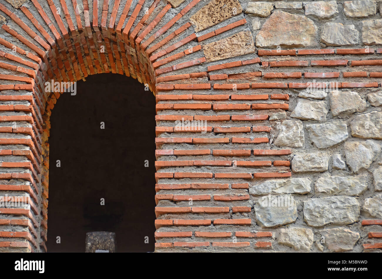 Arcade romaine Banque de photographies et d’images à haute résolution ...