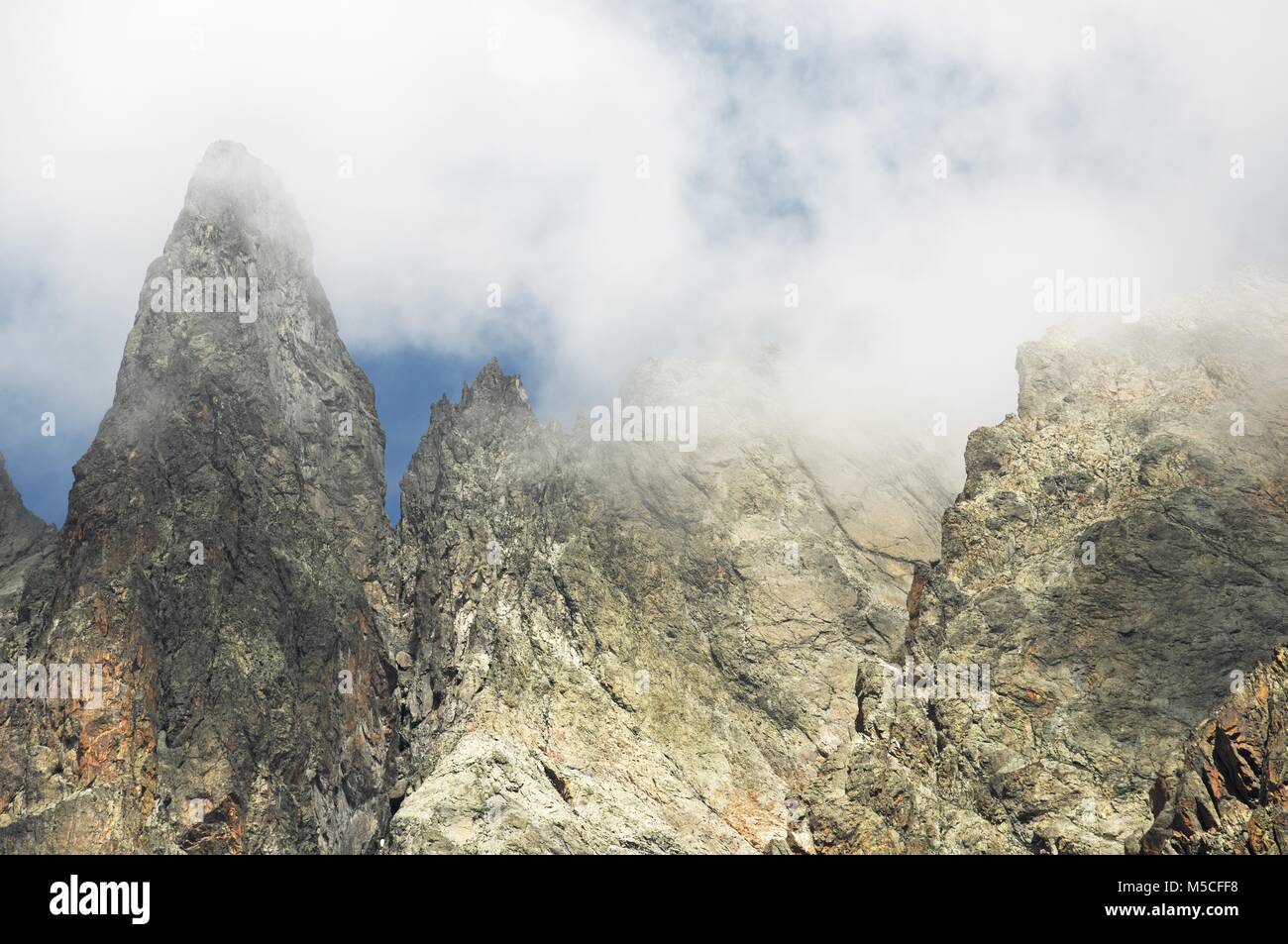 Aiguille rouges Banque de photographies et d’images à haute résolution ...