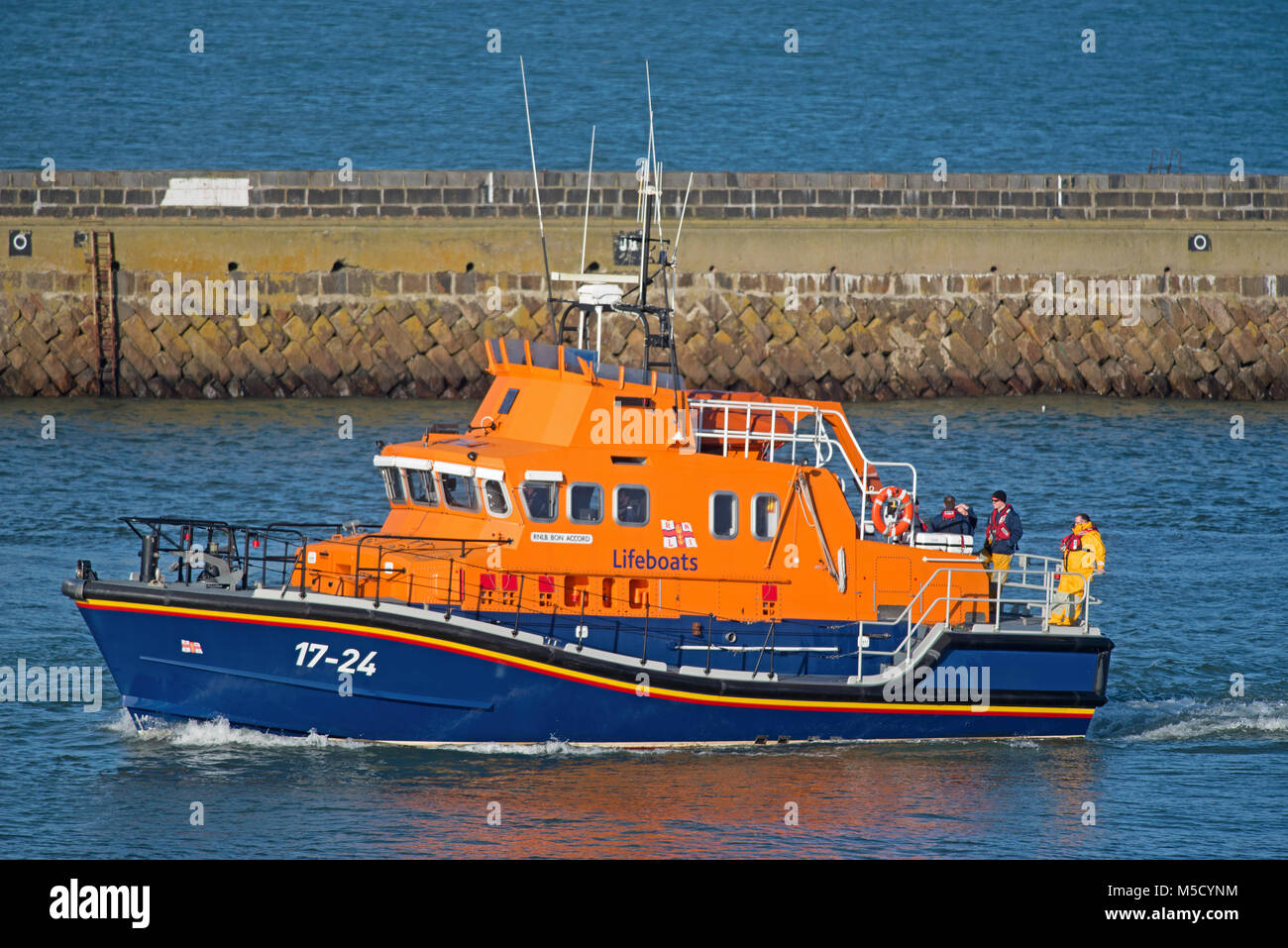 La RNLI SEVERN Aberdeen BON CCCORD La classe de revenir à son port d ...
