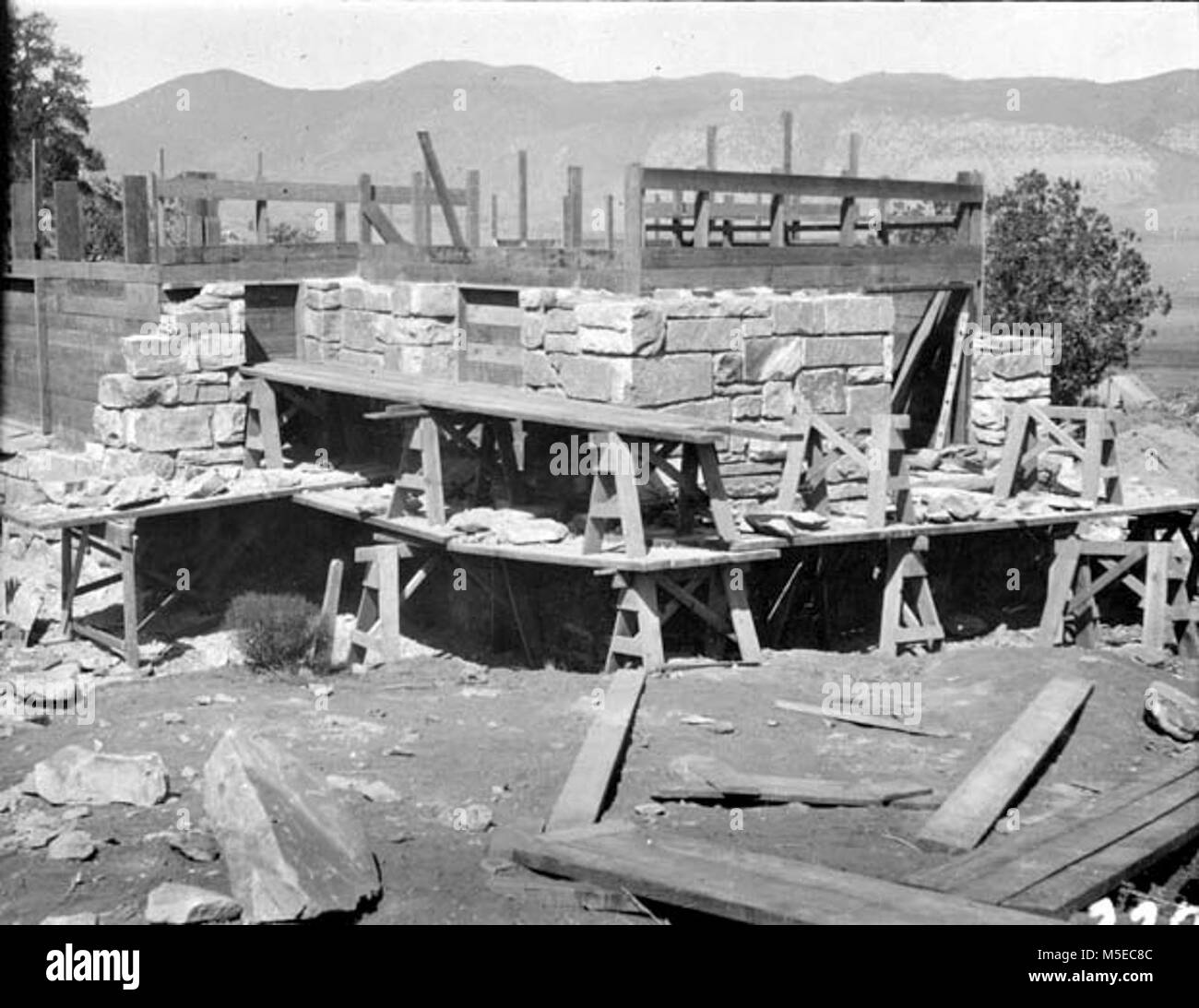 Grand Canyon- Tuweep Mi Grange GARAGE Construction-GRANGE, TUWEEP ...