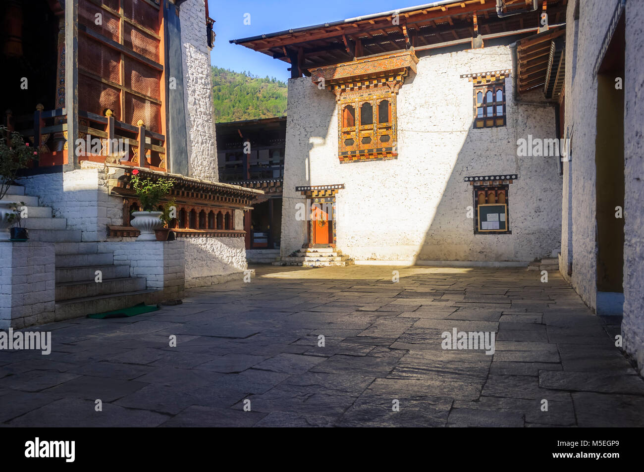 Bhutan royal palace Banque de photographies et d’images à haute ...