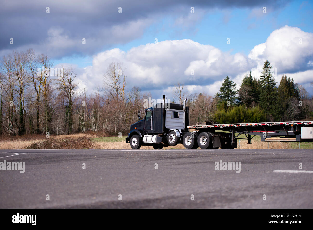 Noir élégant capot professionnel américain de la cabine de jour gros ...