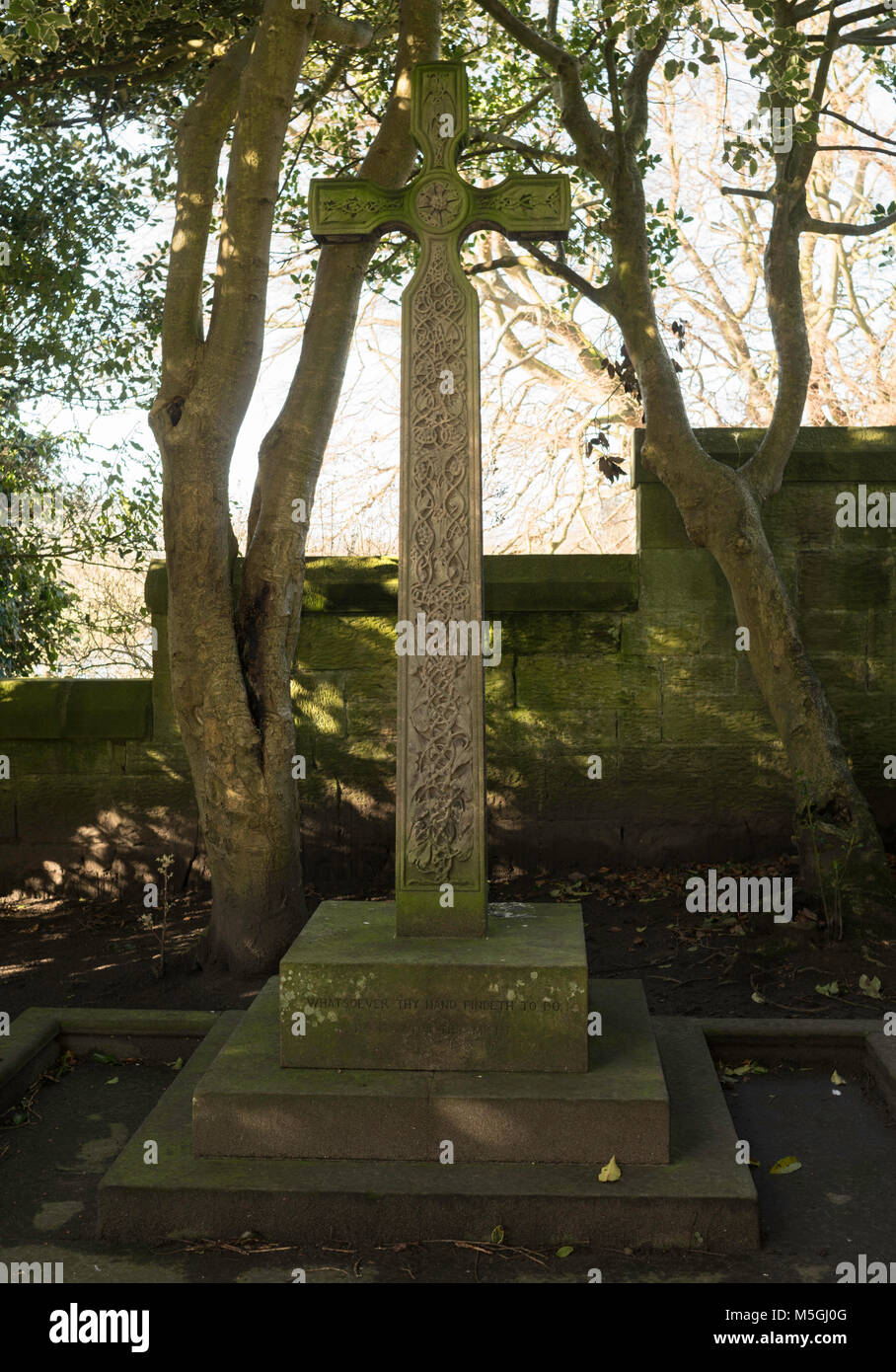 Tombe de seigneur armstrong Banque de photographies et d’images à haute ...