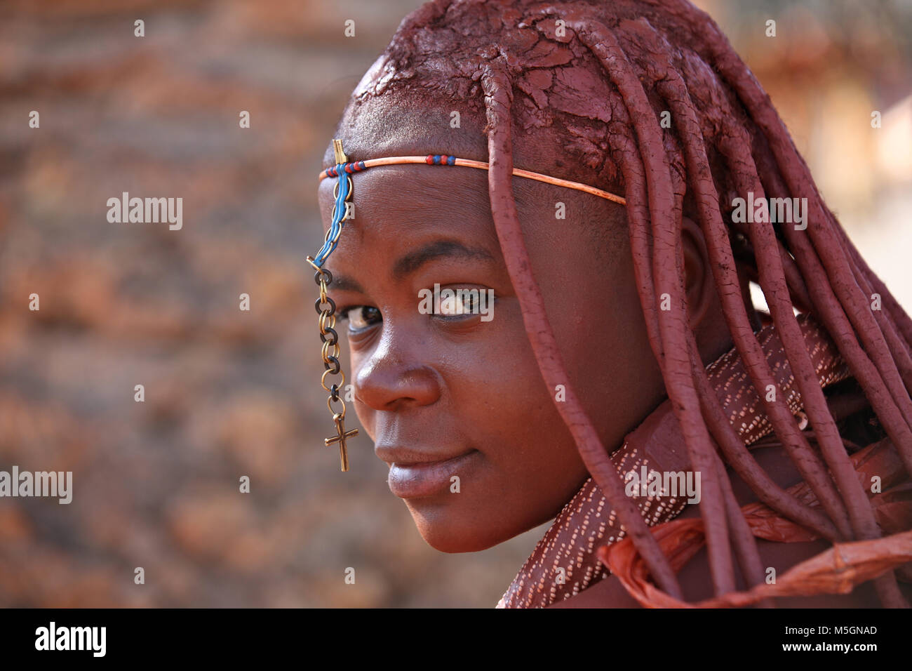 Himba Teenager Banque De Photographies Et Dimages à Haute Résolution