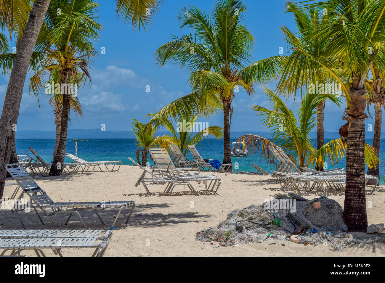 Mer turquoise bleu vert parasol Banque de photographies et d’images à ...