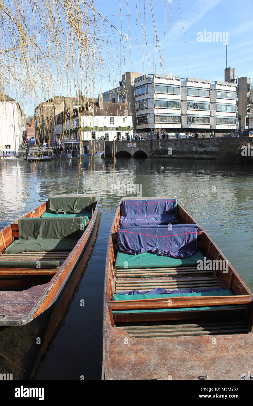 Busker cambridge Banque de photographies et d’images à haute résolution ...