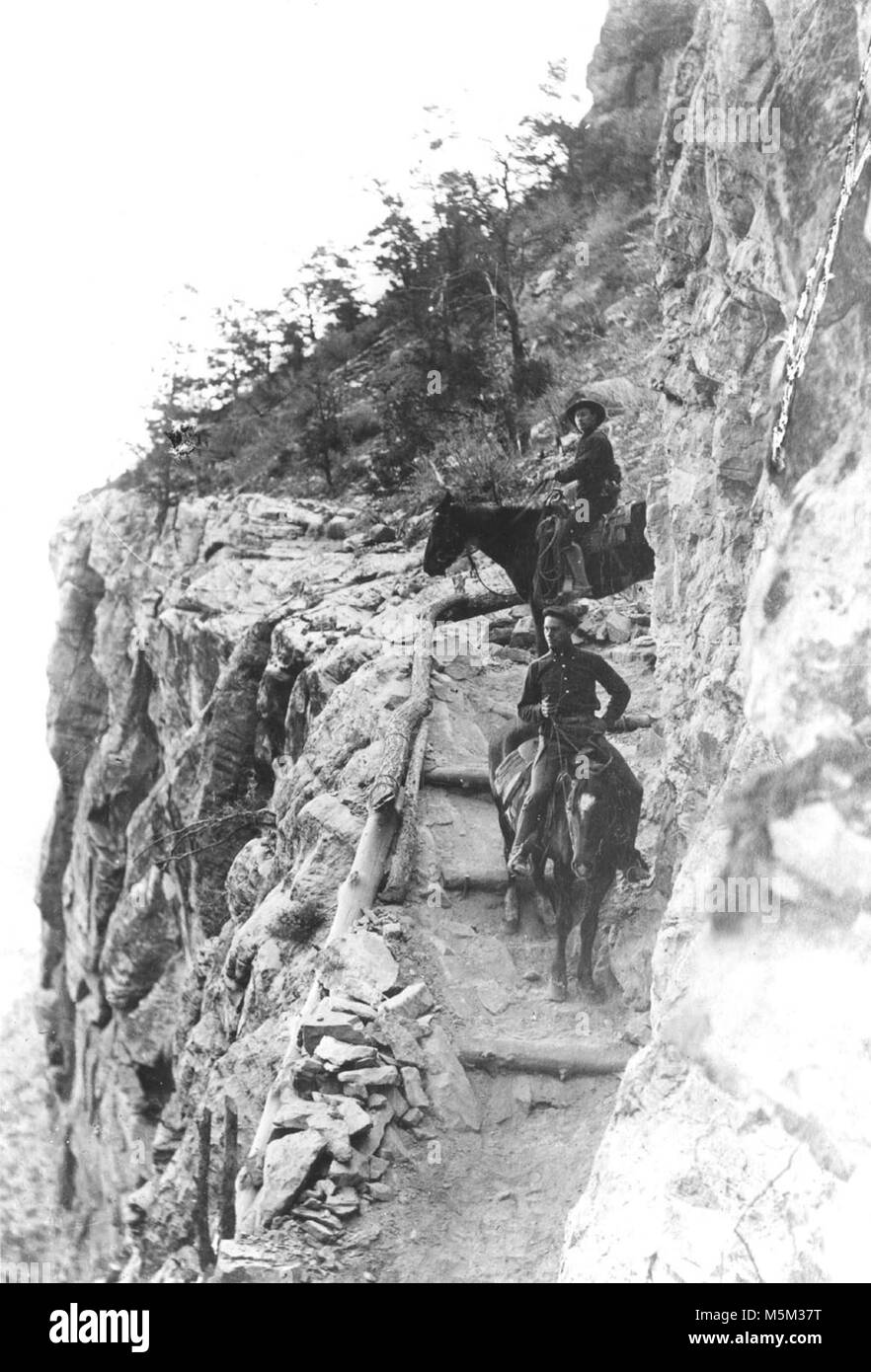 Historique Grand Canyon Bright Angel Trail . ADAM LIMBACH & EMERY KOLB ...