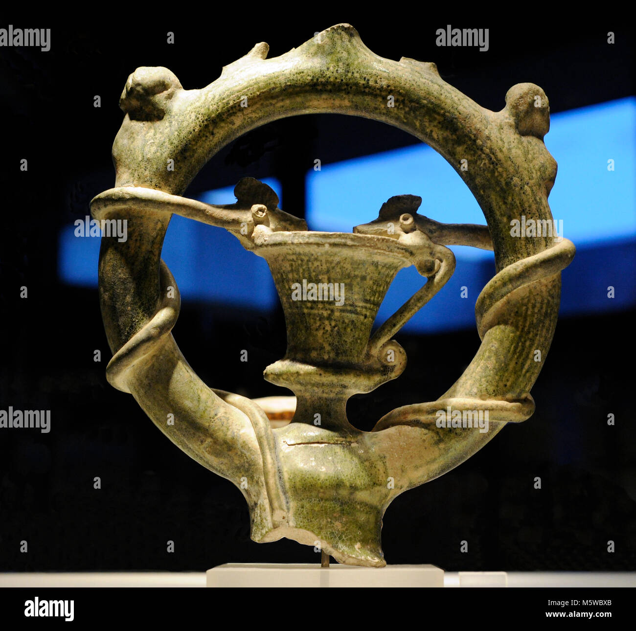 Mithra. Dieu solaire perse. Objet de culte Mithraïque, très répandu ...