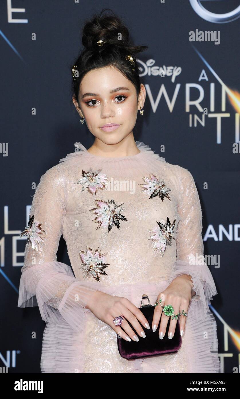 Jenna ortega in Banque de photographies et d’images à haute résolution - Alamy