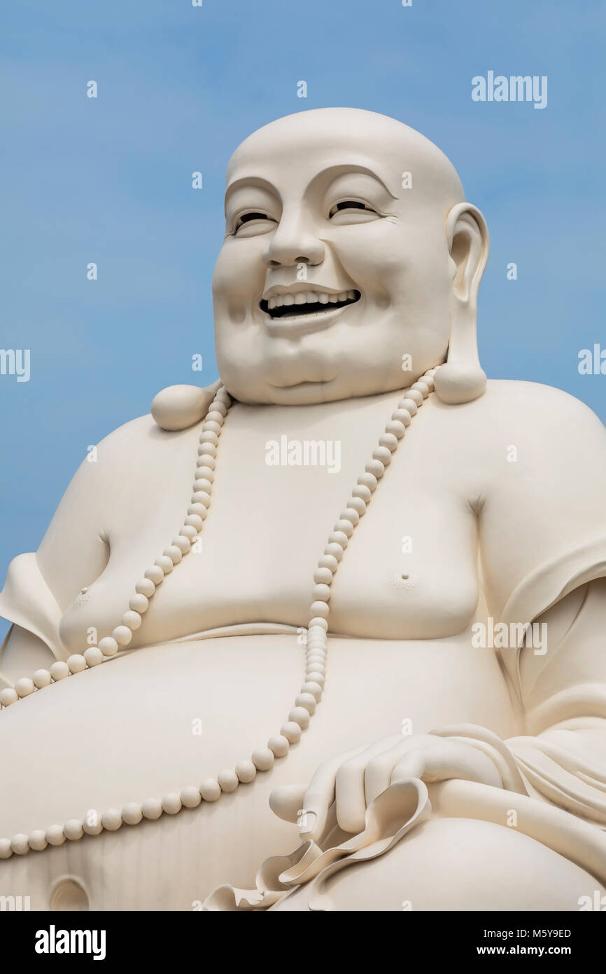 Buddha statue in the vinh trang pagoda Banque de photographies et d ...