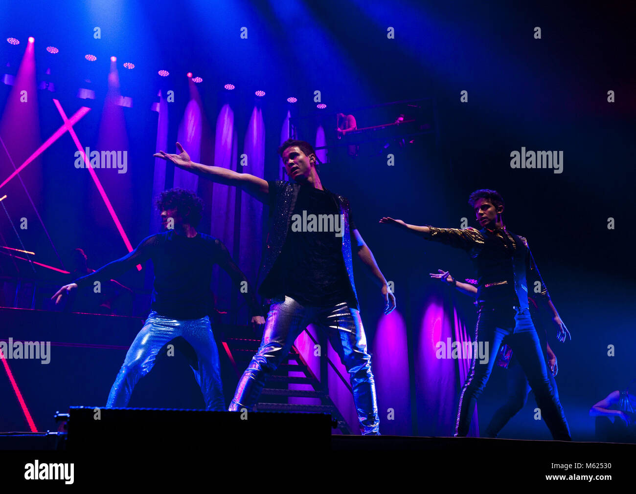 Soy luna Banque de photographies et d’images à haute résolution - Alamy