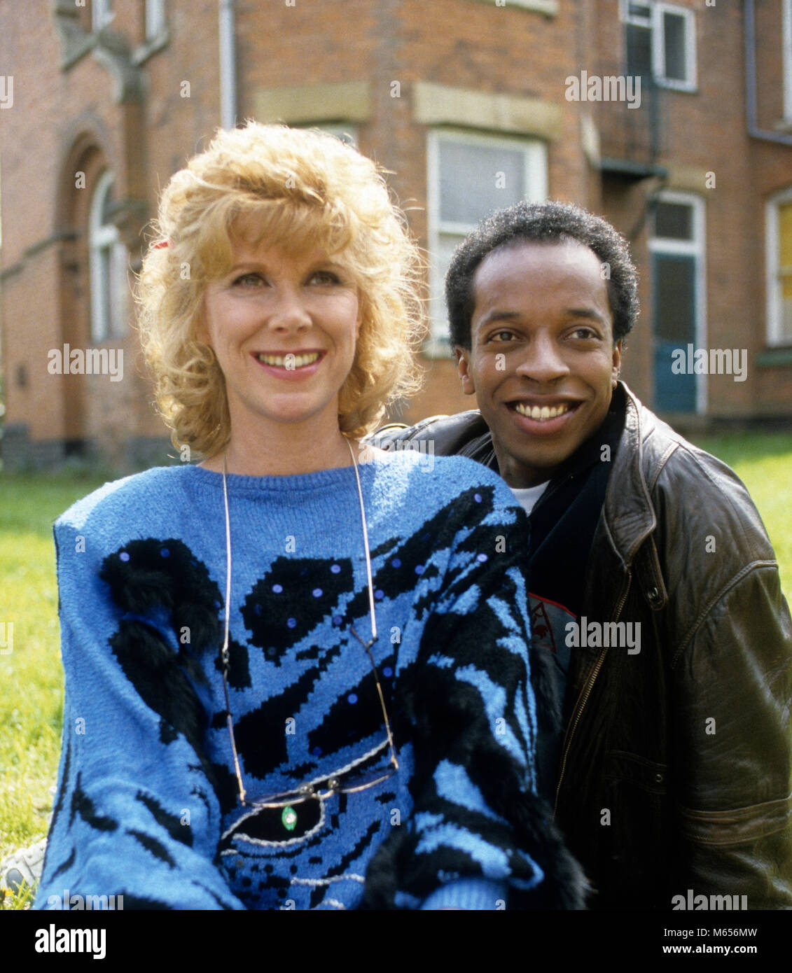 L'actrice Wendy Craig et l'acteur Stephen Persaud 1989 'Laura ...