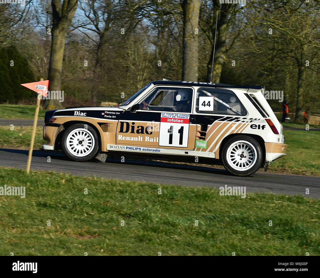 Neil Brighton, Renault 5 Turbo, la Race Retro Rally, stade, Dimanche 25 ...