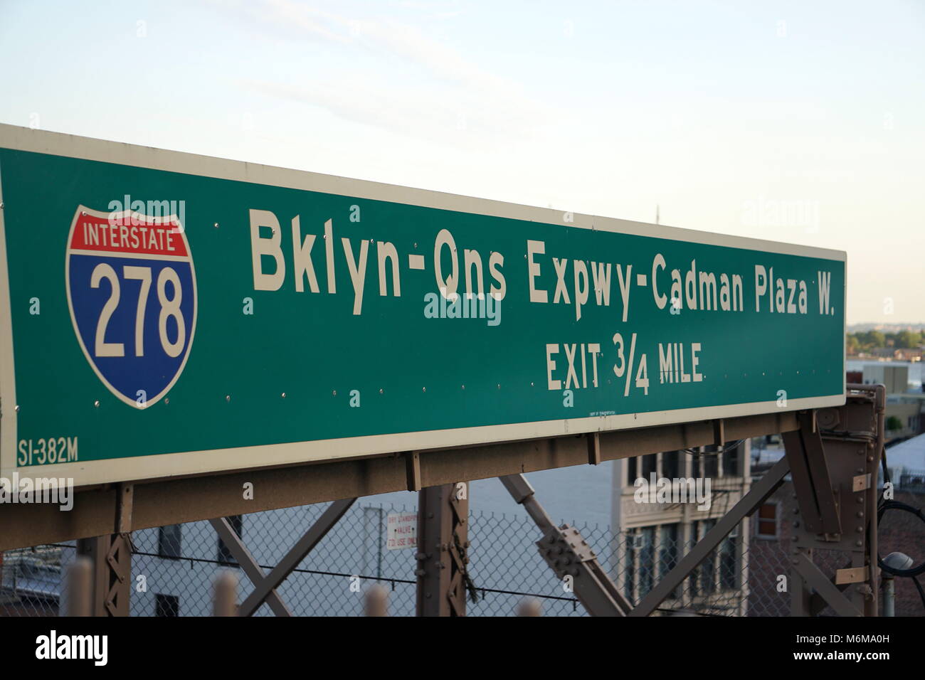 Bqe expressway brooklyn queens expressway autoroute Banque de ...